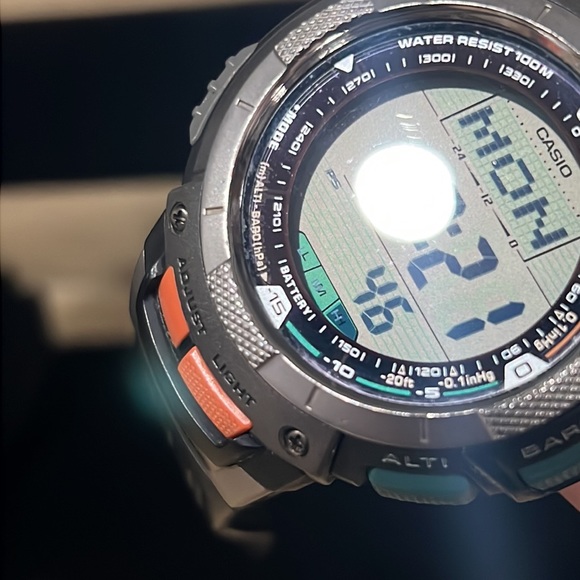 Casio | Accessories | Casio Pathfinder 2894 Triple Sensor Sport Watch ...